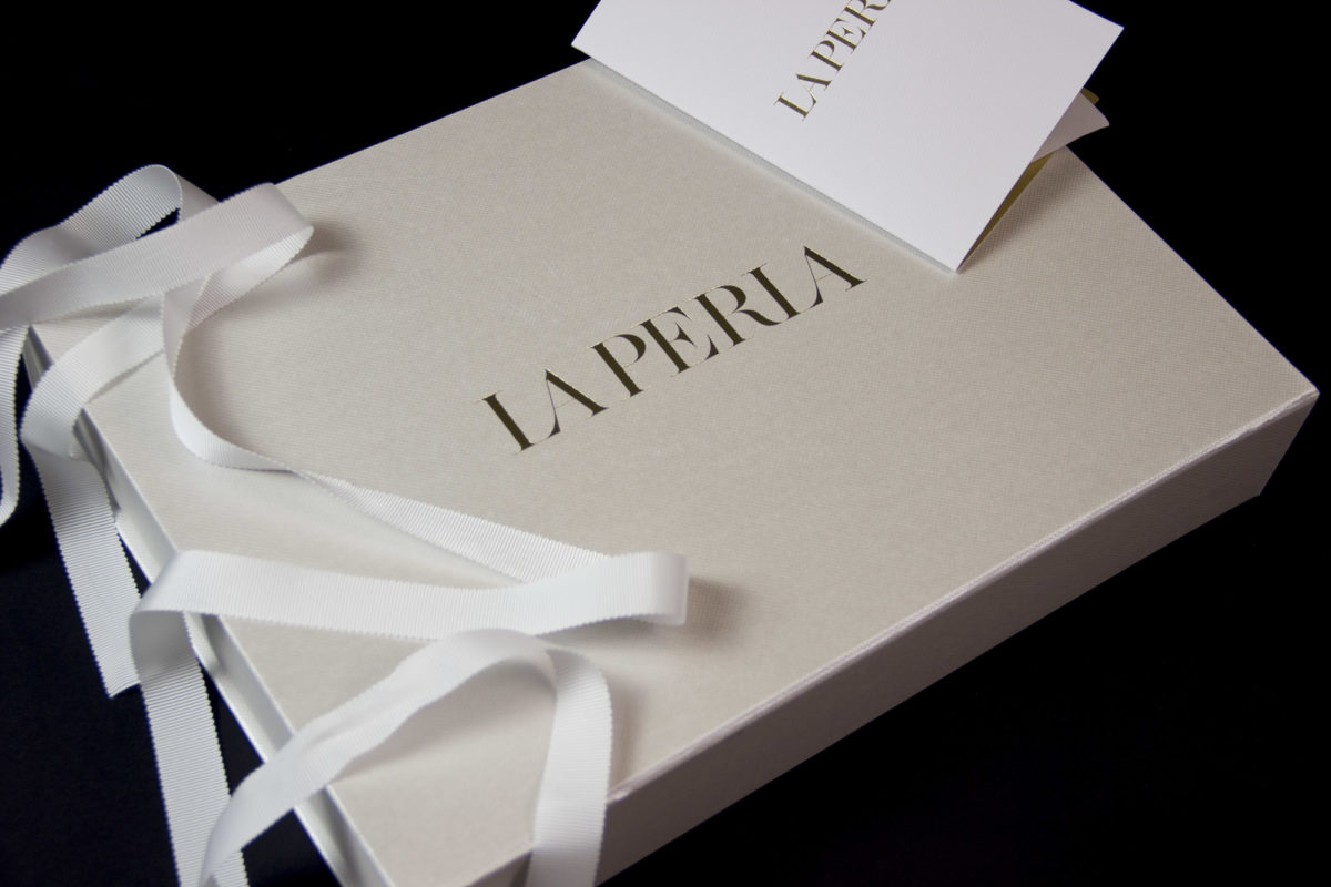 Обзор чулок под пояс Circles от La Perla - GB